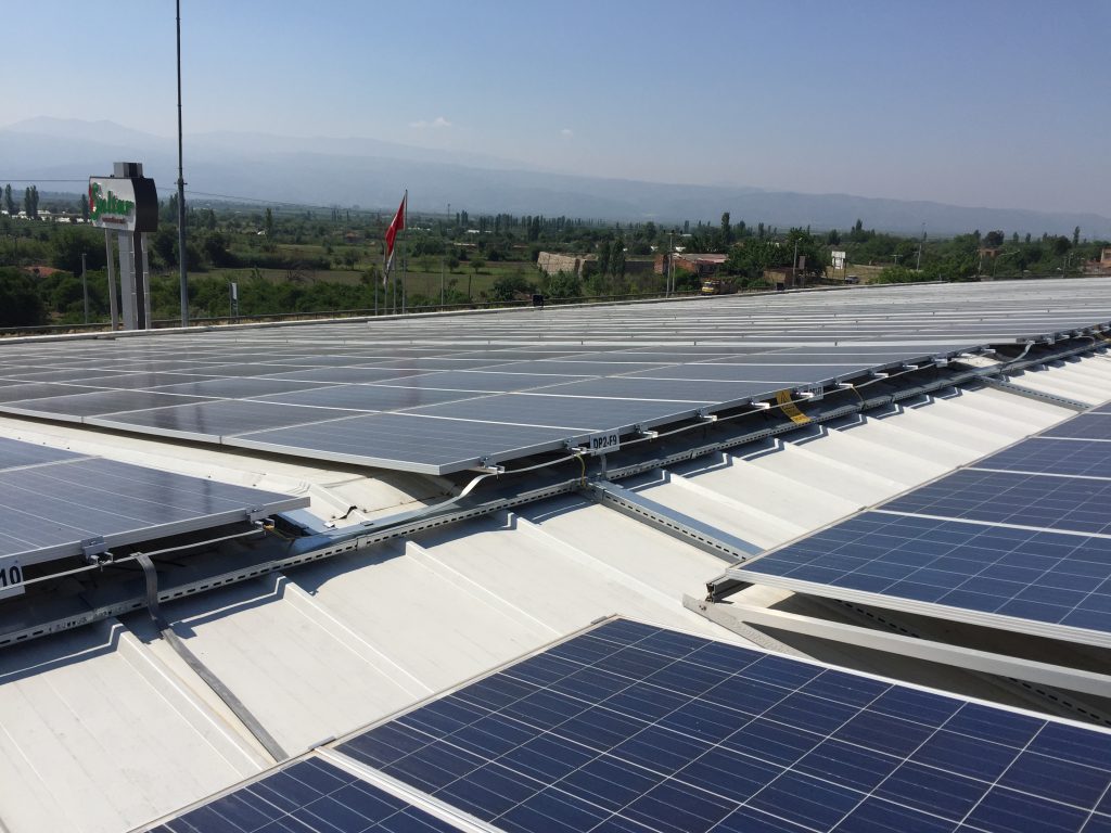 215 KW Güneş Enerji Santrali Çatı Uygulaması - SULTAR TARIM - İZFEN
